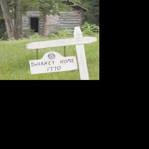 Mayor, historian dispute DeVaney House's age | Archives | timesdaily.com