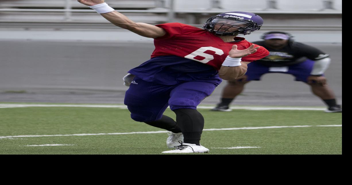 UNA FOOTBALL: Lopez expected to start at quarterback | Top Sports ...