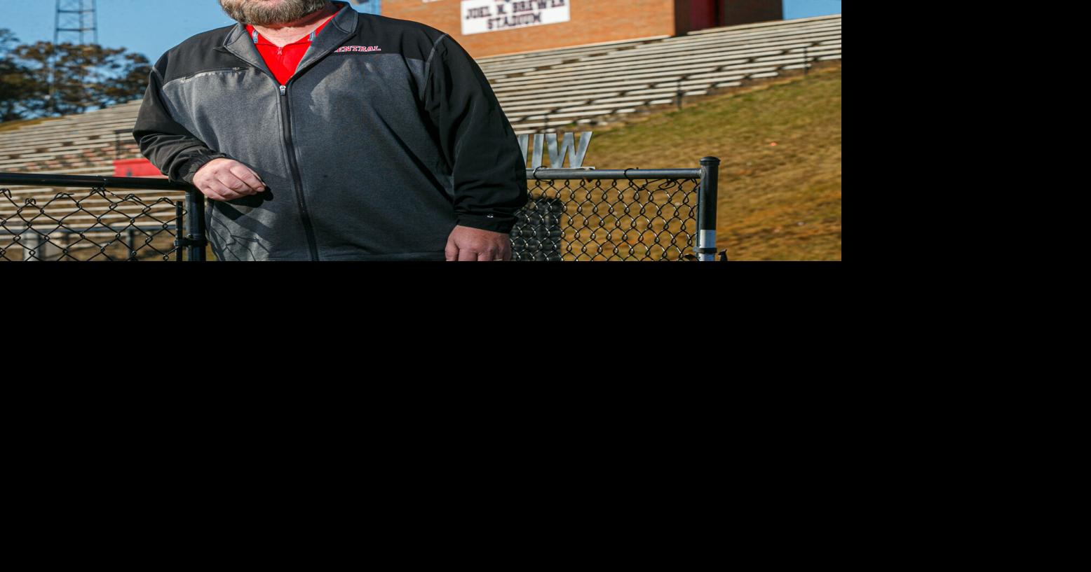 'Always keep fighting': 30 years after accident, Central's Hanback ...