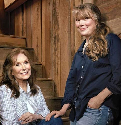 Coal Miner's Daughter - Loretta Lynn and Sissy Spacek | | timesnews.net Coal Miner's Daughter - Loretta Lynn and Sissy Spacek | | timesnews.net