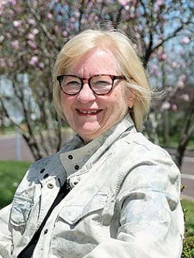 Gerry Welch Sculpture Garden | Webster Kirkwood Times | timesnewspapers.com