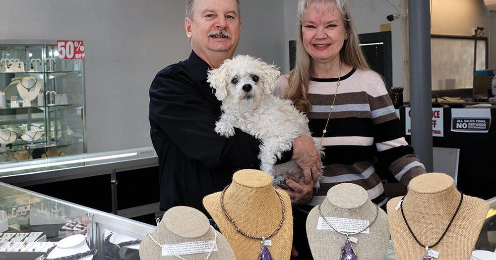 M&D Hubbell Jewelry Closes In Des Peres | Webster Kirkwood Times ...