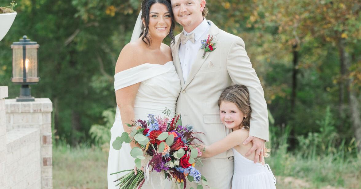 Carley Ann McGill and Ethan Cade Campbell | Spotlight Weddings ...