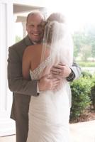 Jennifer Smith and Matt Creel | Spotlight Weddings | tnvalleybrides.com