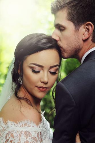 Taylor M-Lyn Barton and Austin Hunter Phillips | Spotlight Weddings ...