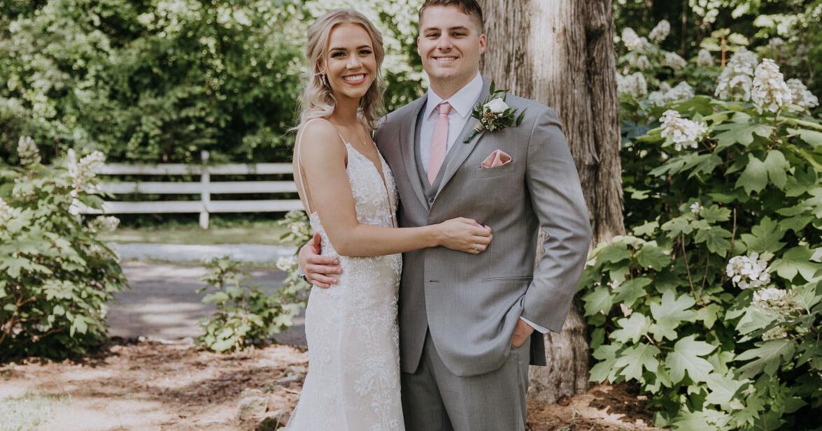 Abigail Leigh Reed and Matthew Derek Hulley | Spotlight Weddings ...