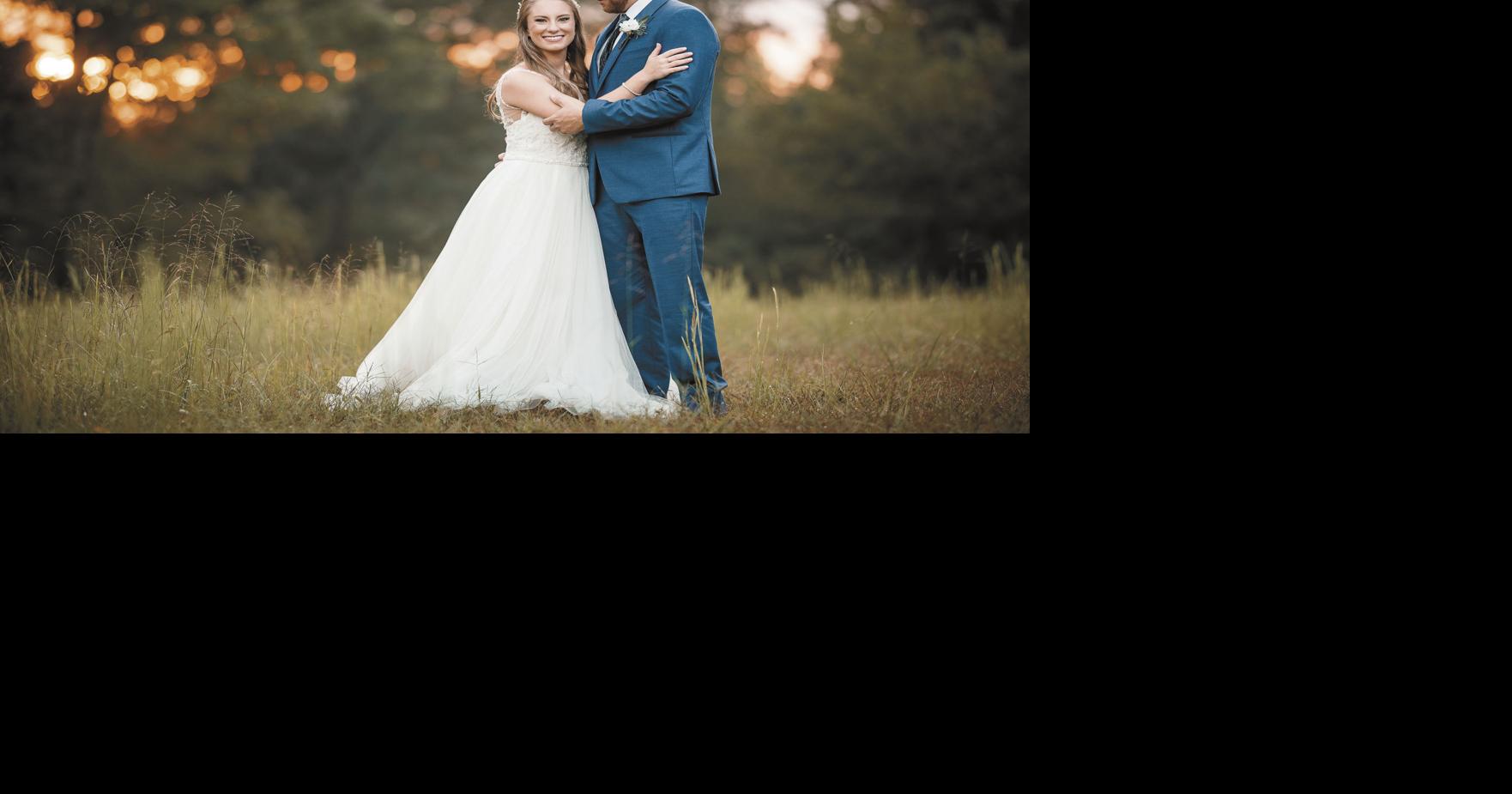 Katelyn Leigh Gist and Eric Wayne Bowlin | Spotlight Weddings ...
