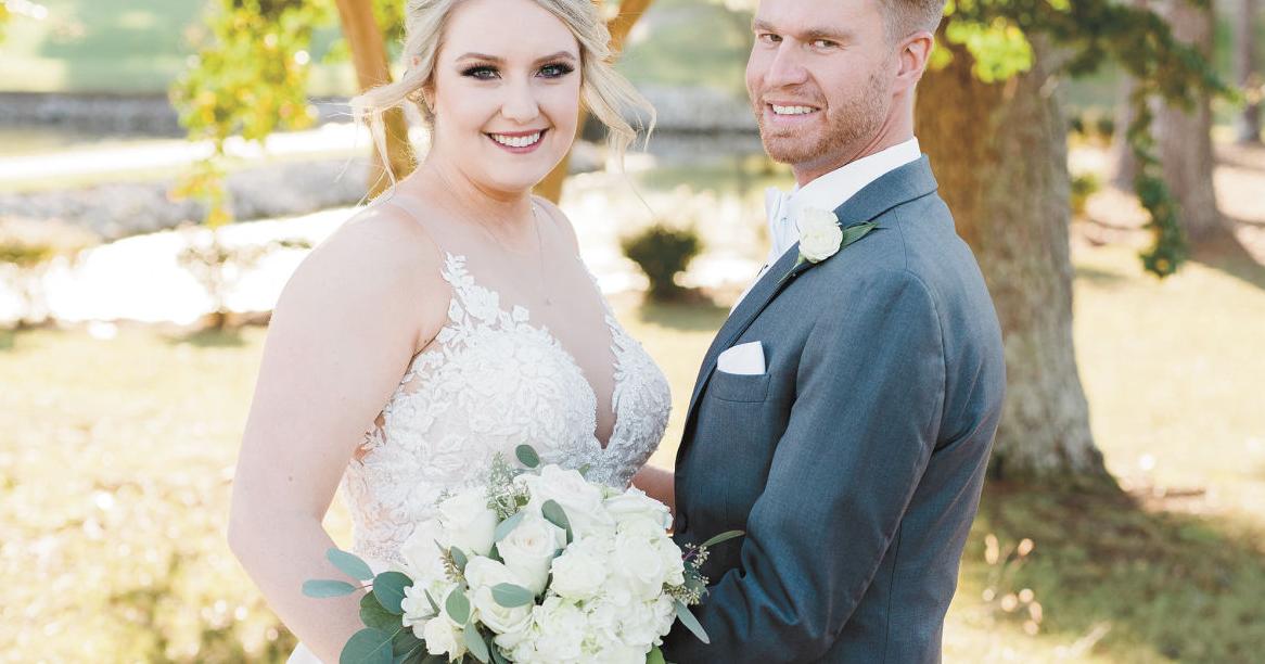 Sydney Nicole Staples and Jeremy Daniel Rhine | Spotlight Weddings ...