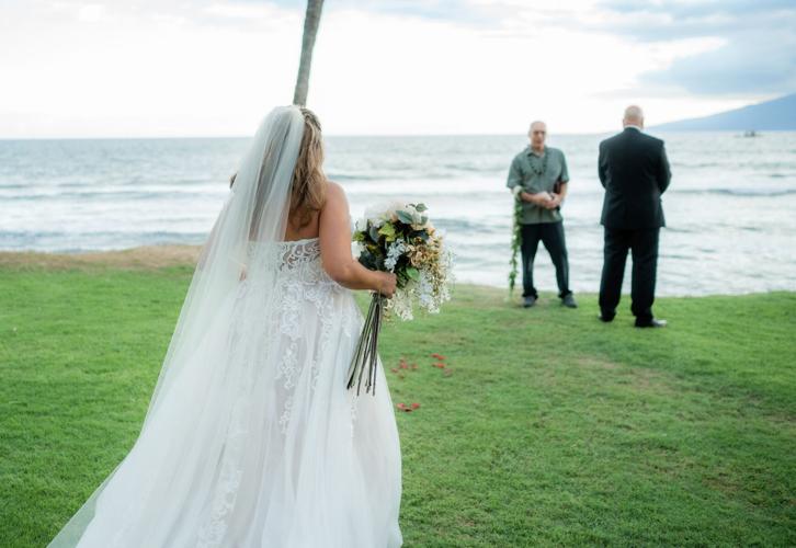 Ana Elsa Hutson and William Ray Gast | | tnvalleybrides.com