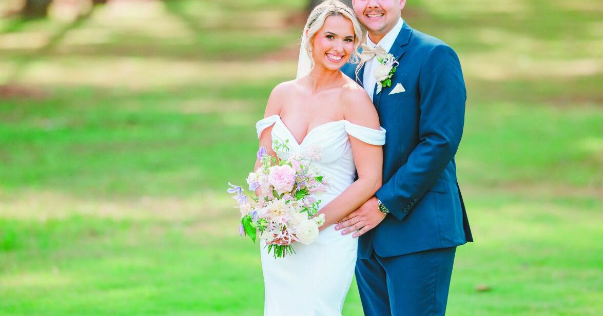 Alexis Brooke Gann and Micah Christopher Estave | Spotlight Weddings ...