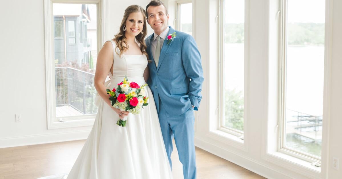 Emma Clark and Matthew Houts | Spotlight Weddings | tnvalleybrides.com