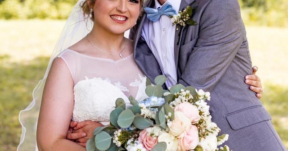 Mallory Willingham and Sam Lawson | Spotlight Weddings | tnvalleybrides.com