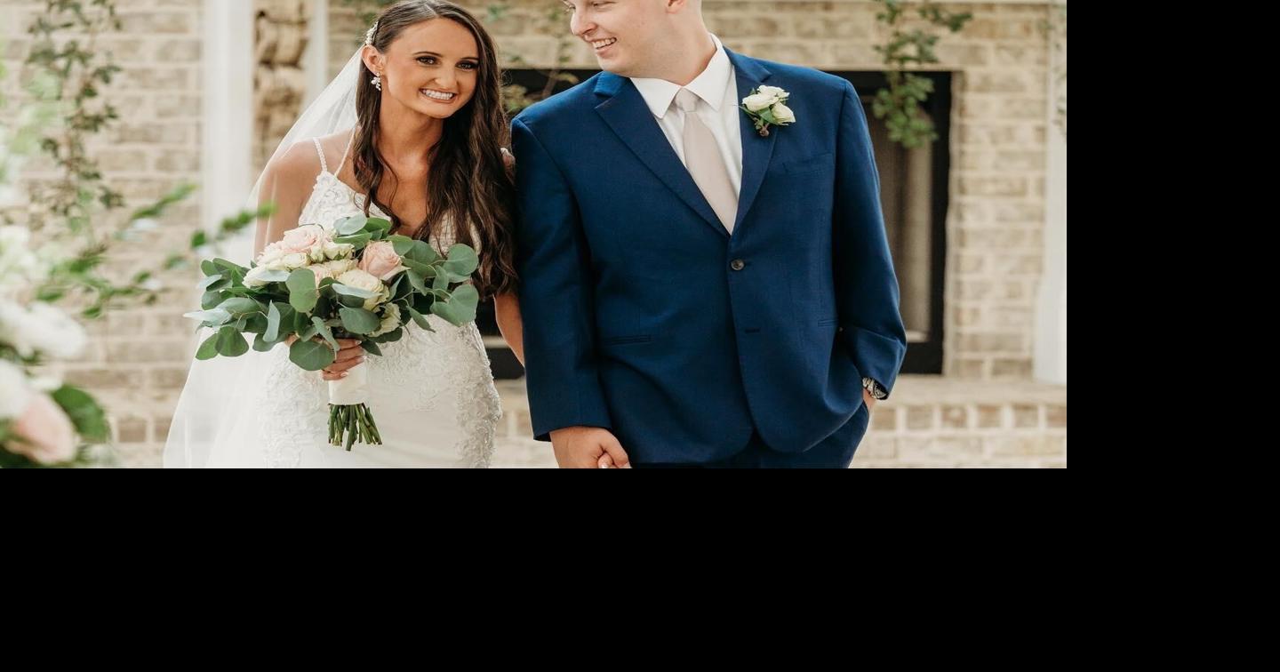 Carly Behel and Benji Letsinger | | tnvalleybrides.com