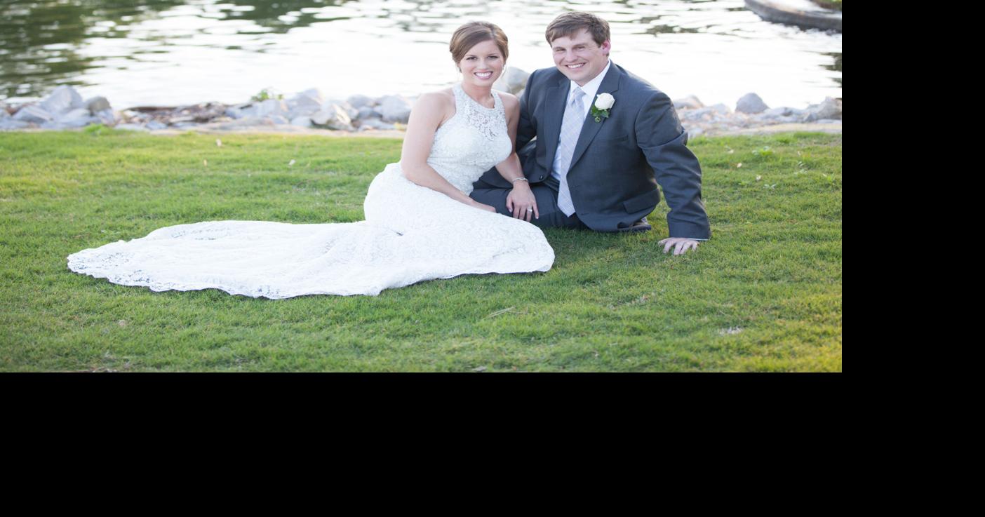 Courtney Martin and Lee Gilley | Spotlight Weddings | tnvalleybrides.com
