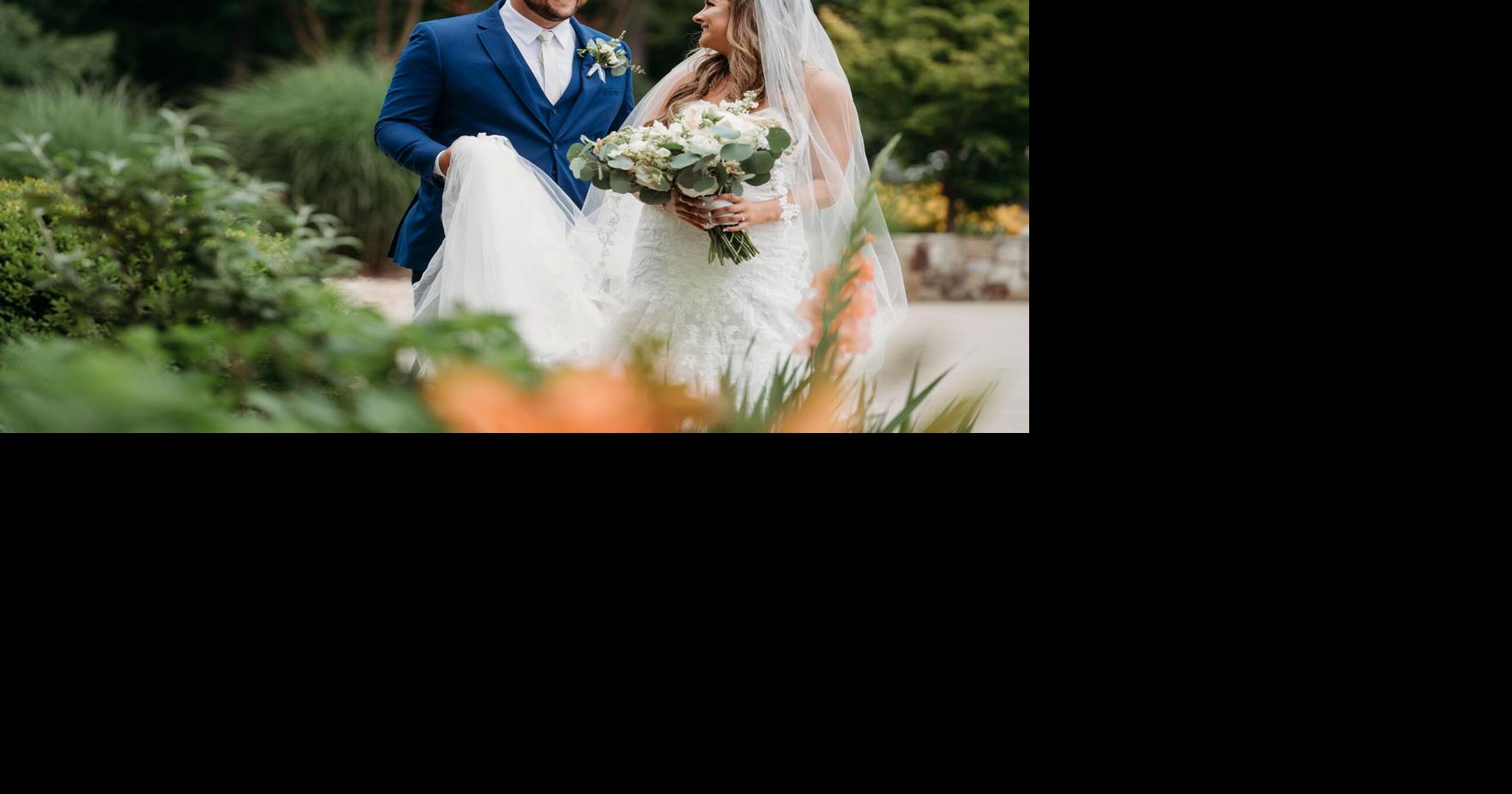 Allison Hope Kirk and Hunter Brent Roberson | | tnvalleybrides.com