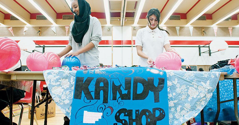 Scarlett Heights students test their business savvy | News | toronto.com