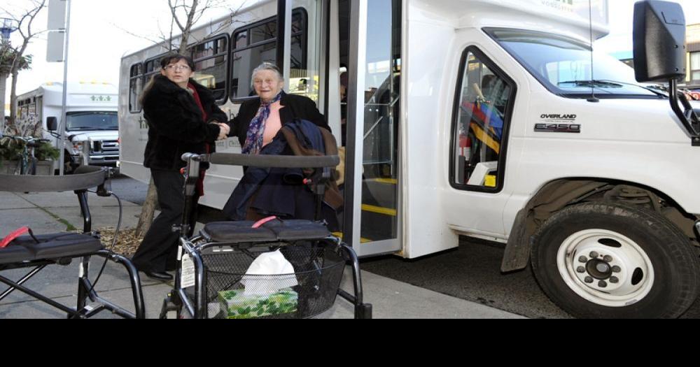 Seniors find freedom in two new buses | News | toronto.com