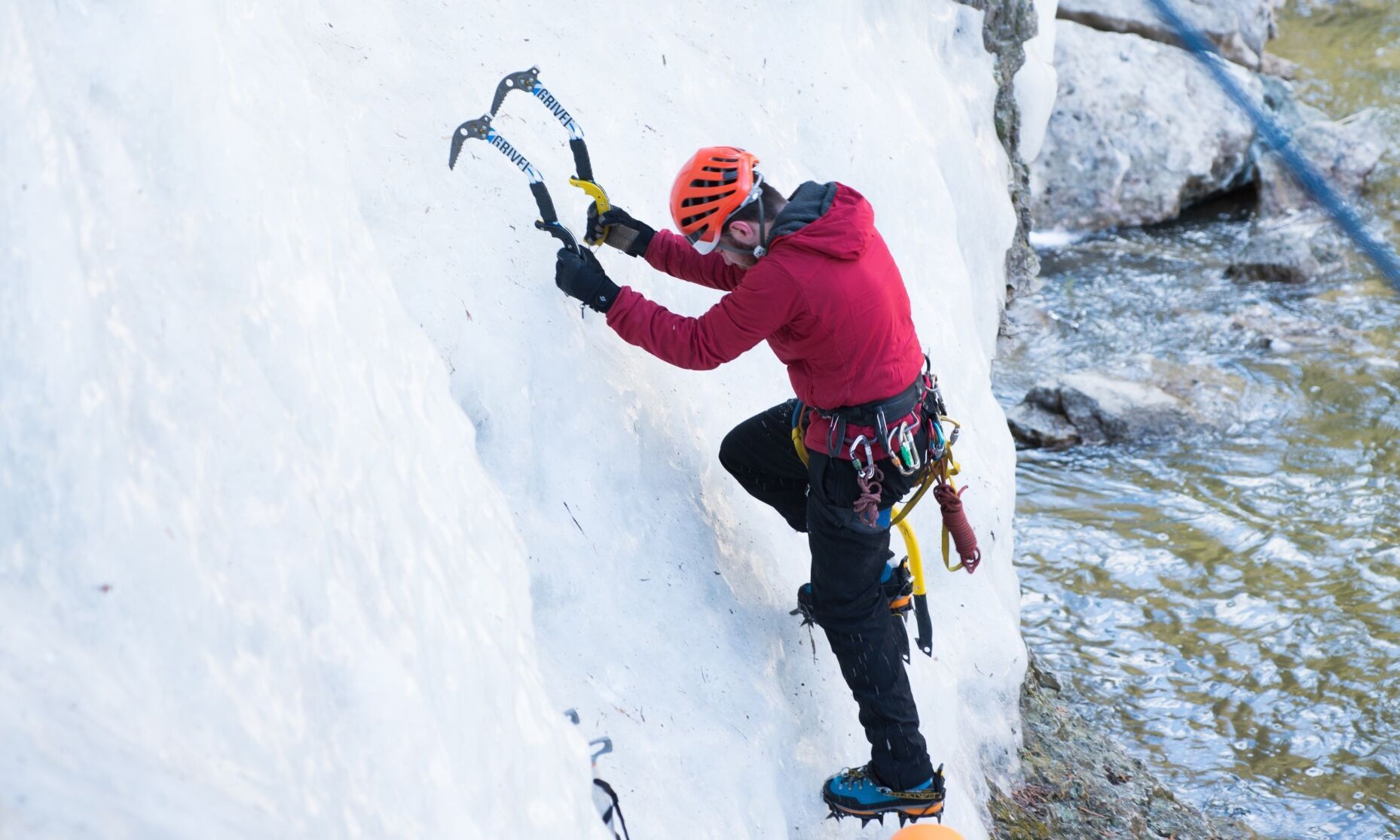 Beginner’s guide to ice climbing in Ontario: Cost & location