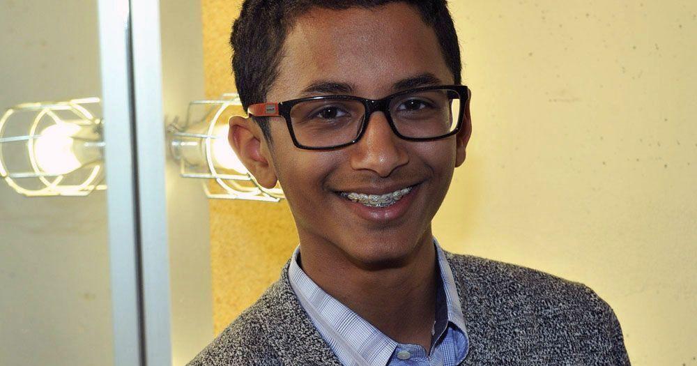 Toronto French School student wins first in Poetry in Voice bilingual ...