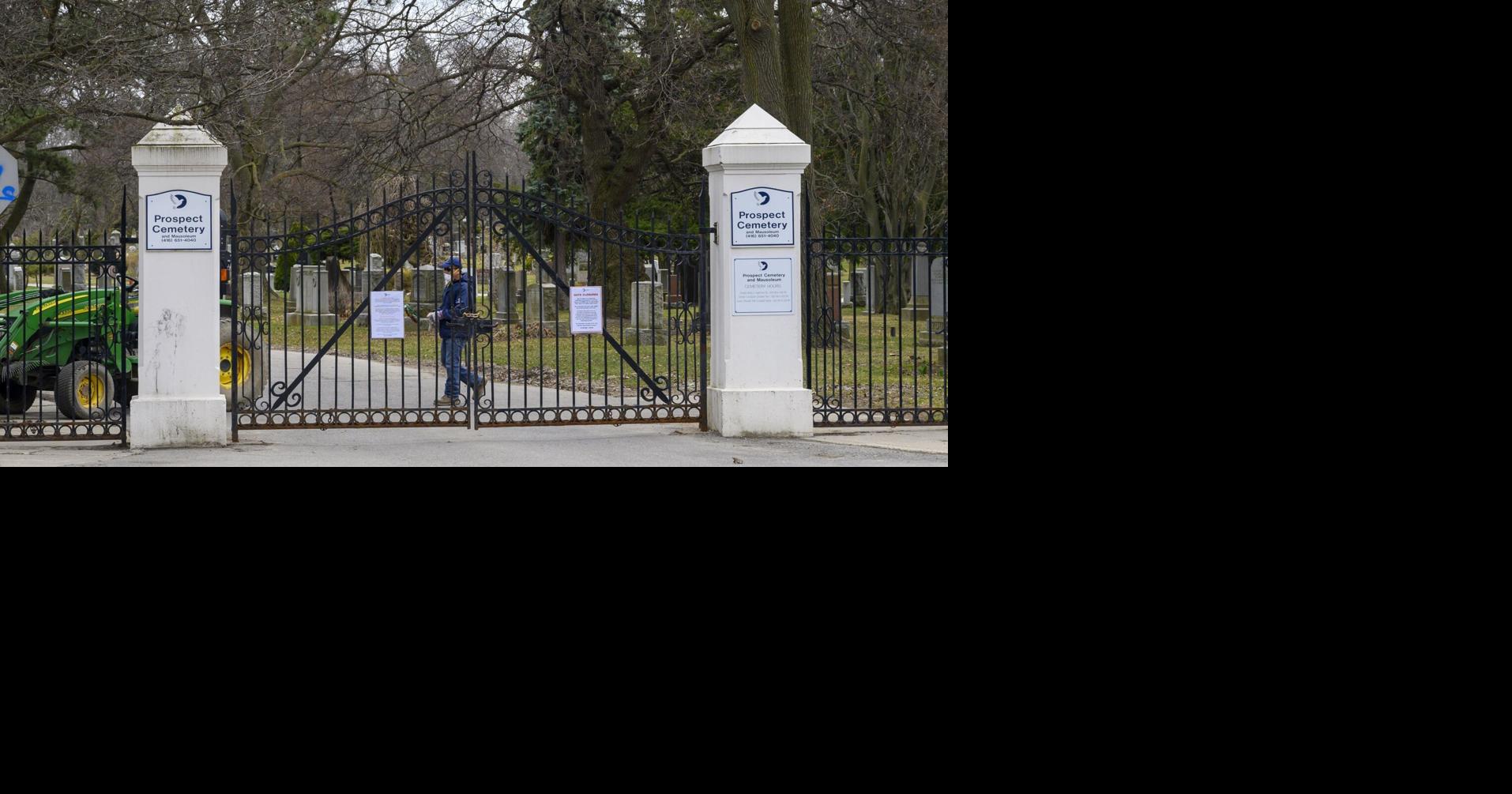 Prospect Cemetery in Toronto locks gates for physical distancing