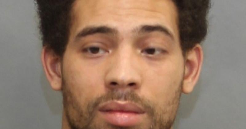 Toronto 14 Division police seeking Victor Bradbury on a warrant