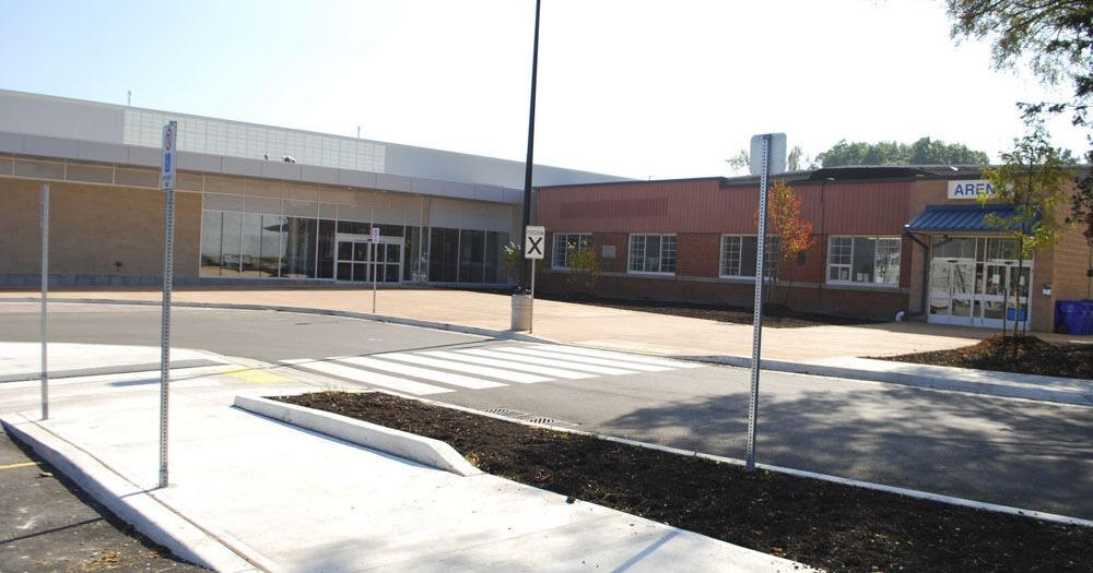 Digital sign proposal for Leaside arena results in complaint against ...