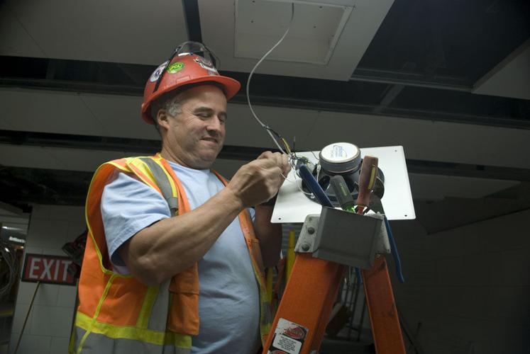 New Toronto Transit Commission subway platform opens for Yonge line ...