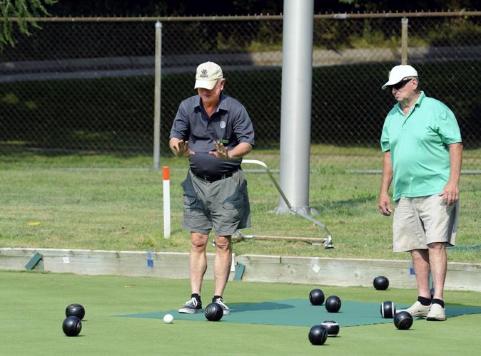PHOTO SHOOTS: Shooting the greens at the Etobicoke Lawn Bowling Club