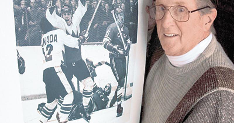 Paul Henderson, famous hockey sweater, visit Leaside arena