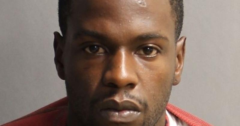 Toronto 55 Division police appeal for help in finding wanted man