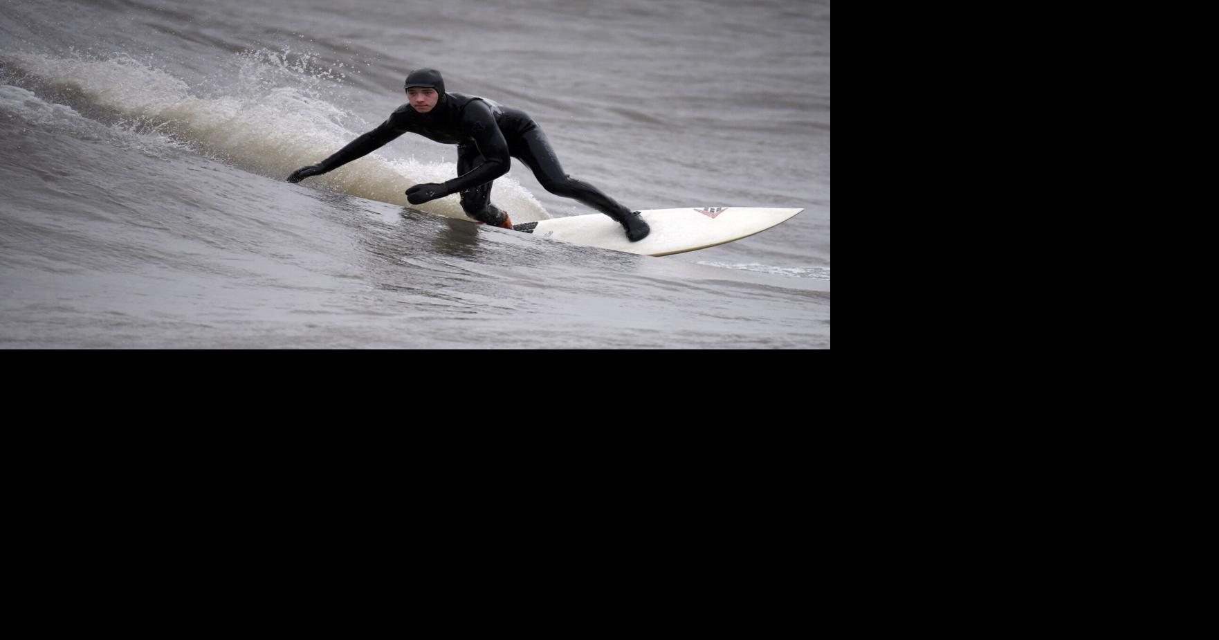 Justin Greaves’ Toronto: Surfing the Scarborough Bluffs