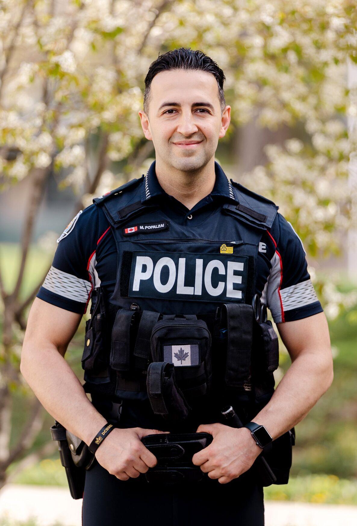 Toronto cop receives Canadian Immigrant Award | News | toronto.com