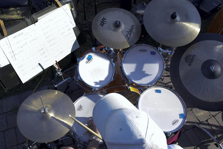 Etobicoke Community Concert Band entertains for the summer crowd