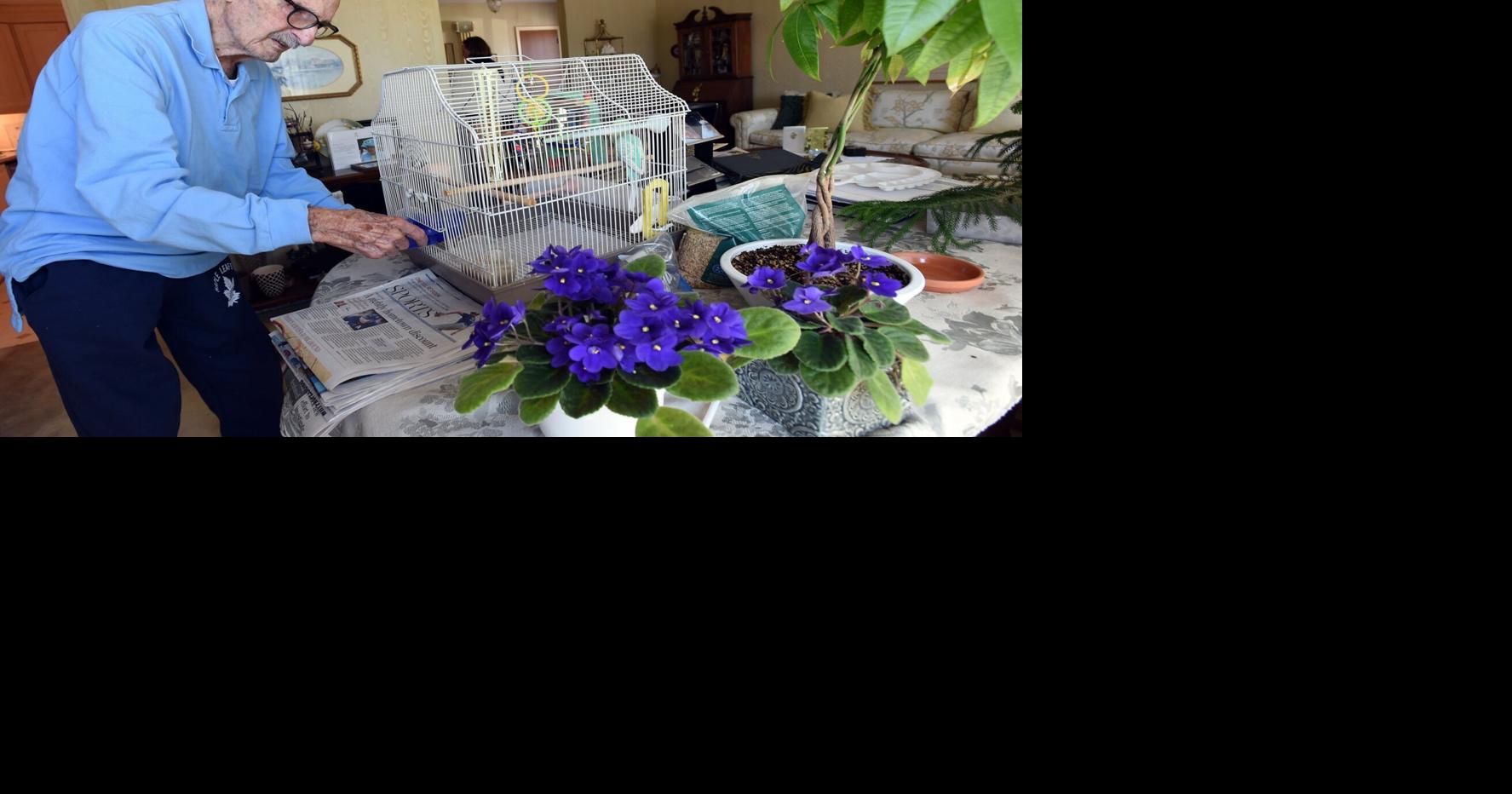 Etobicoke man’s secret to living 100 years: lay off the booze