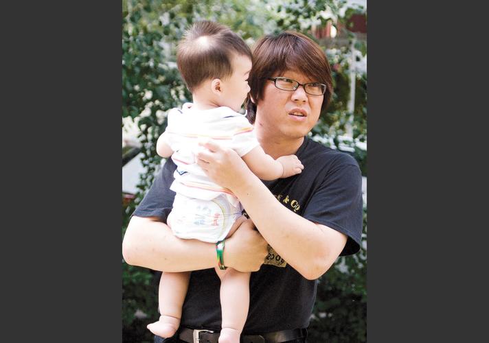 Baby OK after tree branch snaps | News | toronto.com