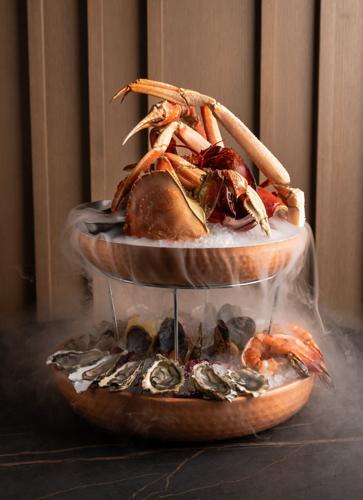 Riley’s Fish & Steak Toronto: Opening date and menu details