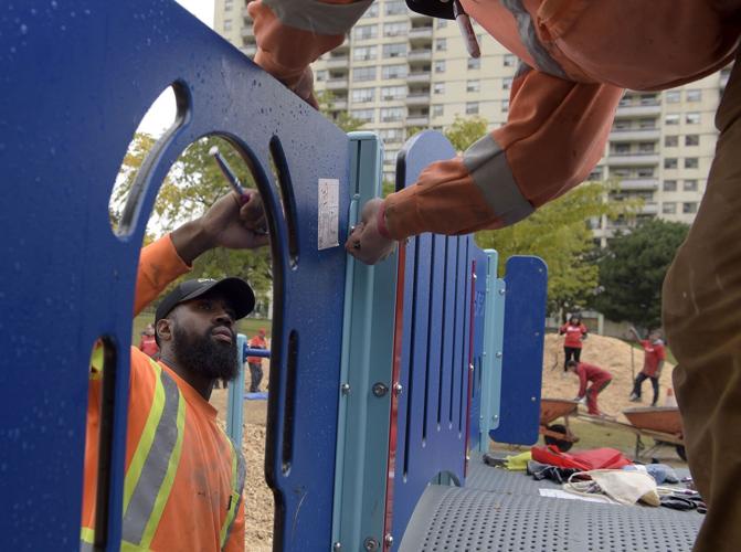 Neighbourhood children help design new playground at Dixon Park