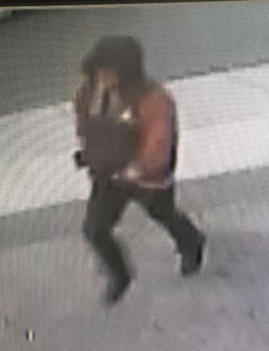 Toronto police releases image of Danforth and Coxwell shooting suspect ...