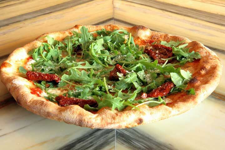 Top 10 pizza places in Toronto | Food And Drink | toronto.com