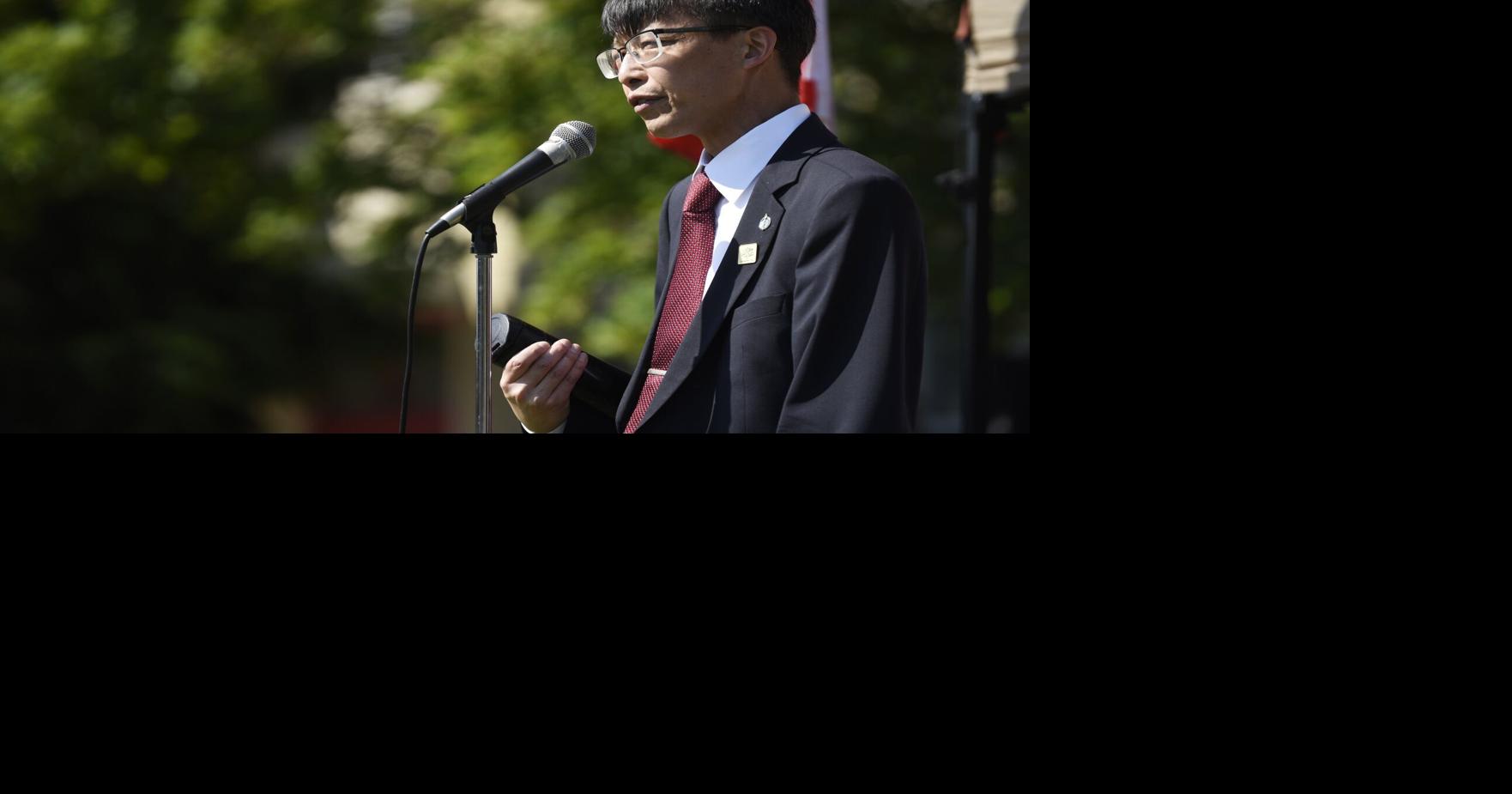 Group recognizes Arnold Chan, Shaun Chen as Chinese-Canadian ‘legends’