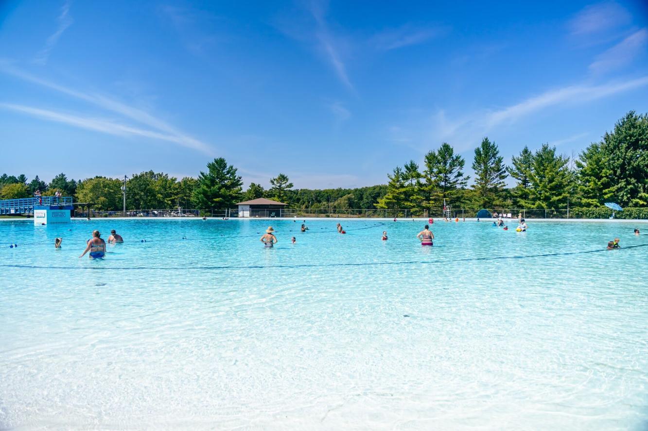 2 of Canada’s largest outdoor pools are in Ontario