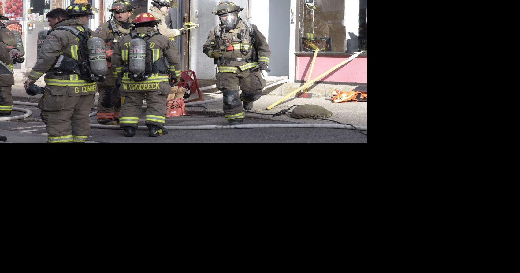 Two-alarm blaze draws fire crews to Yonge Street in North York | News ...