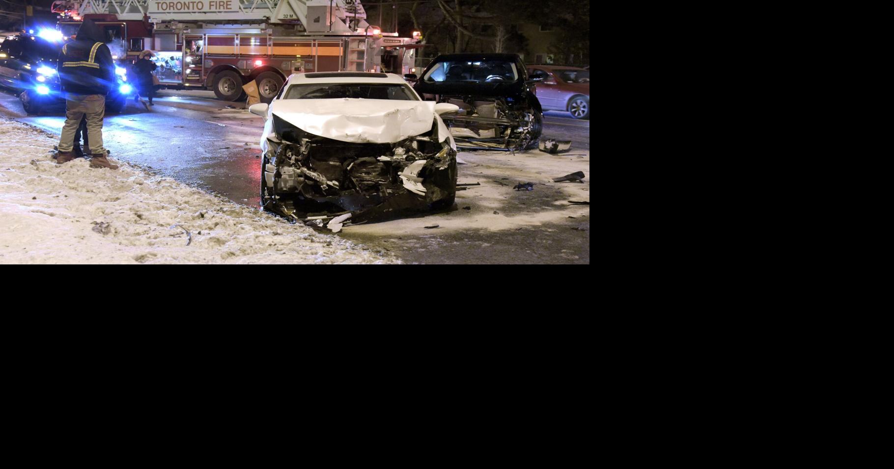 Several crashes in Toronto, more than 75 on GTA highways as snow falls