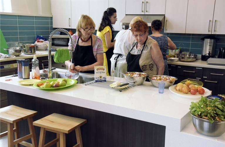 Stonegate Community Health Centre launches FoodFit program to better health