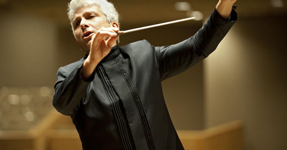 Annex resident Peter Oundjian back as TSO conductor
