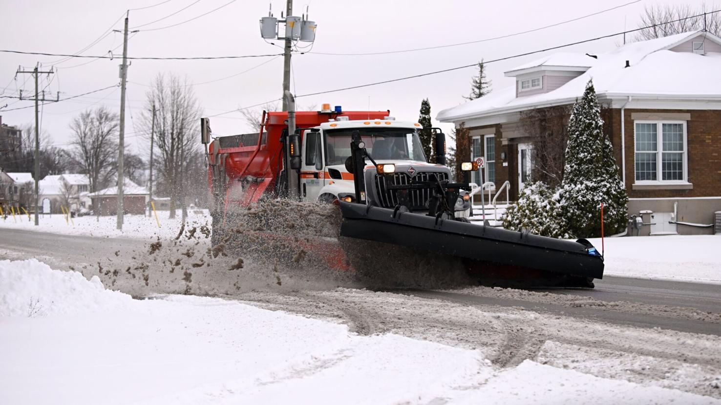 How to submit 311 snow service requests in Toronto