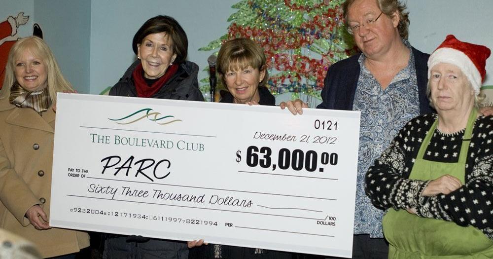 Boulevard Club gives back