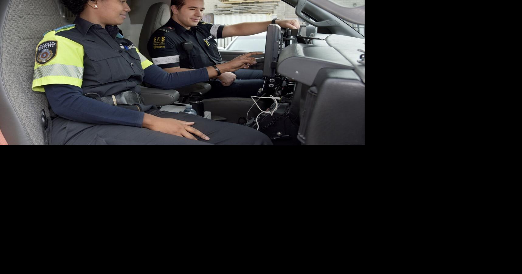 Trailblazing Toronto program offers paramedic training