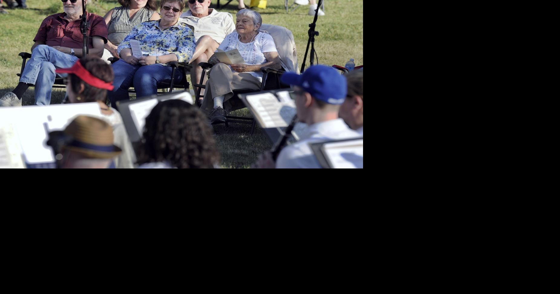 Etobicoke Community Concert Band entertains for the summer crowd