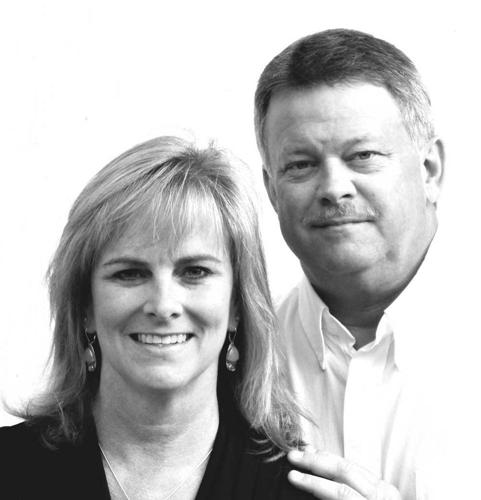 Troyer/Garrett Engagement Announced | Lifestyles | transylvaniatimes.com